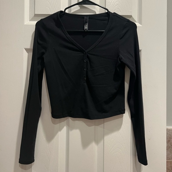 SKIMS | Tops | Skims New Vintage Long Sleeve Henley Onyx Medium | Poshmark